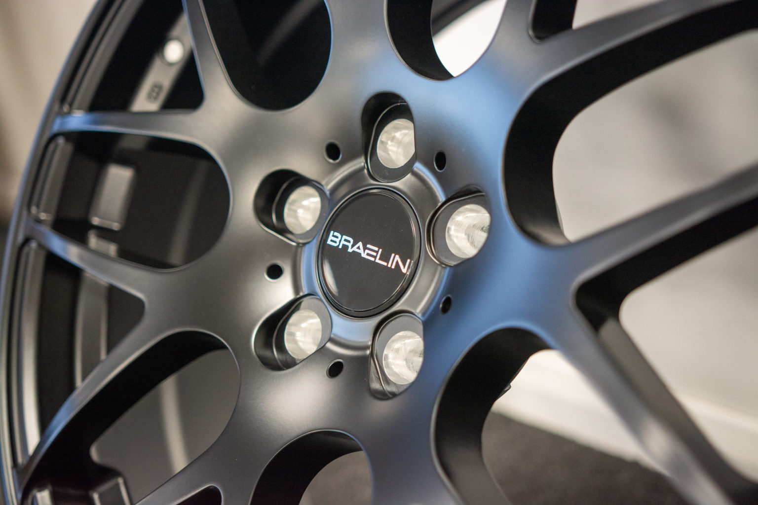 UK Stock of Braelin BR06 Alloy Wheel for Tesla Model 3