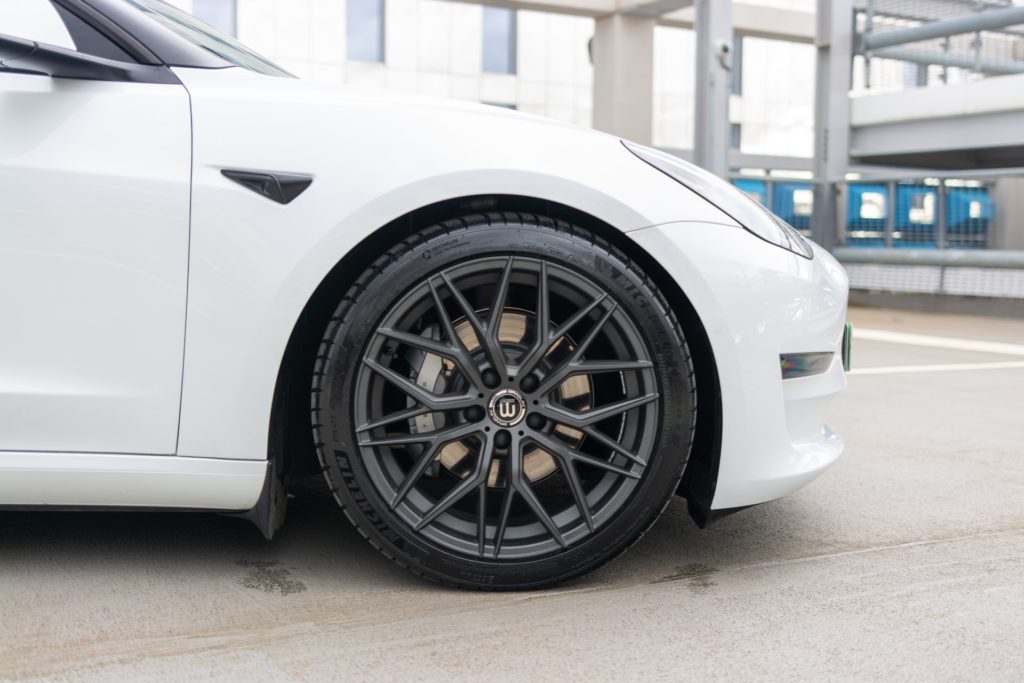 Braelin BR10 - EV STYLING | UK Styling for EV cars | Tesla alloys ...